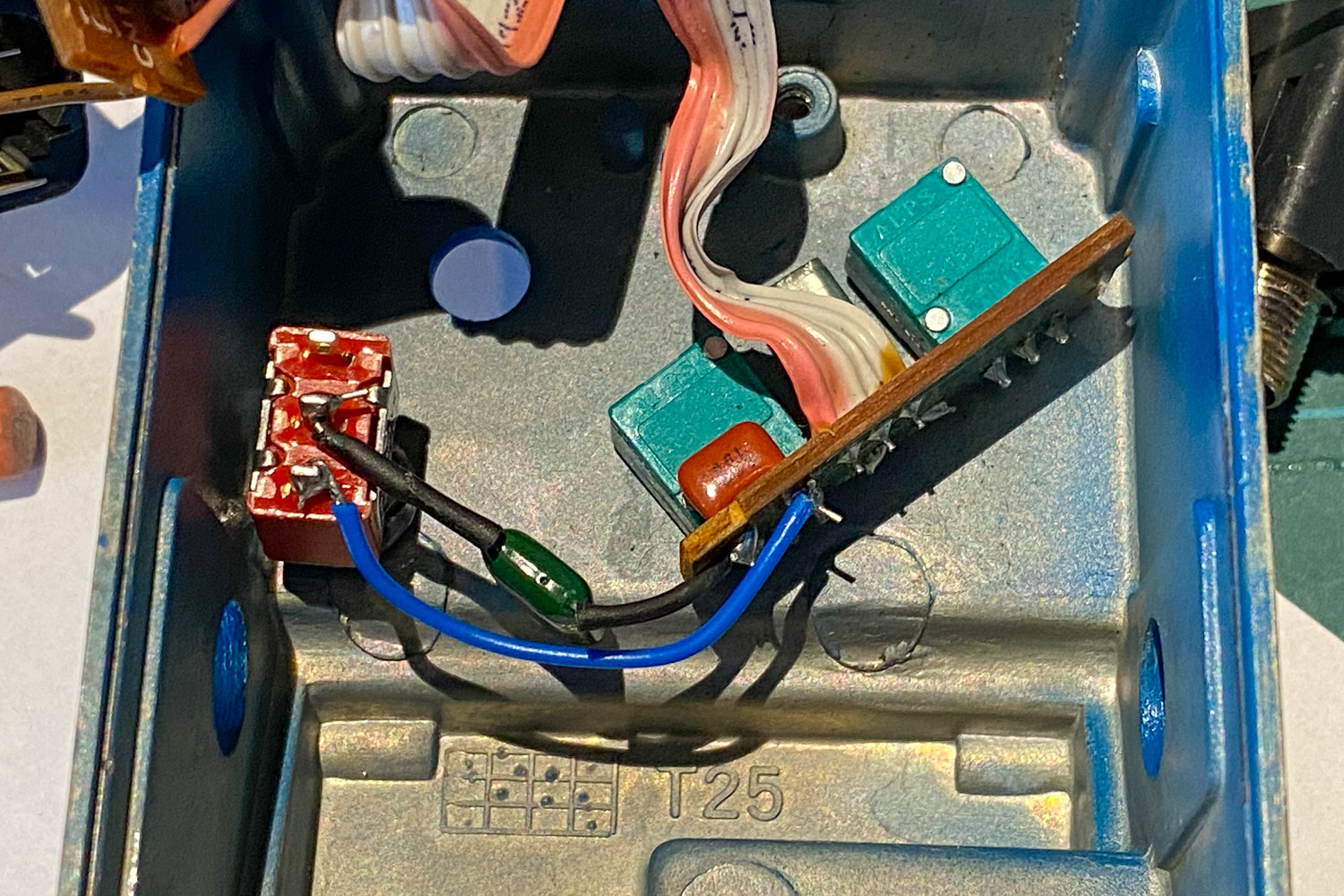 DIY Boss BD-2 Blues Driver "Keeley Mod"